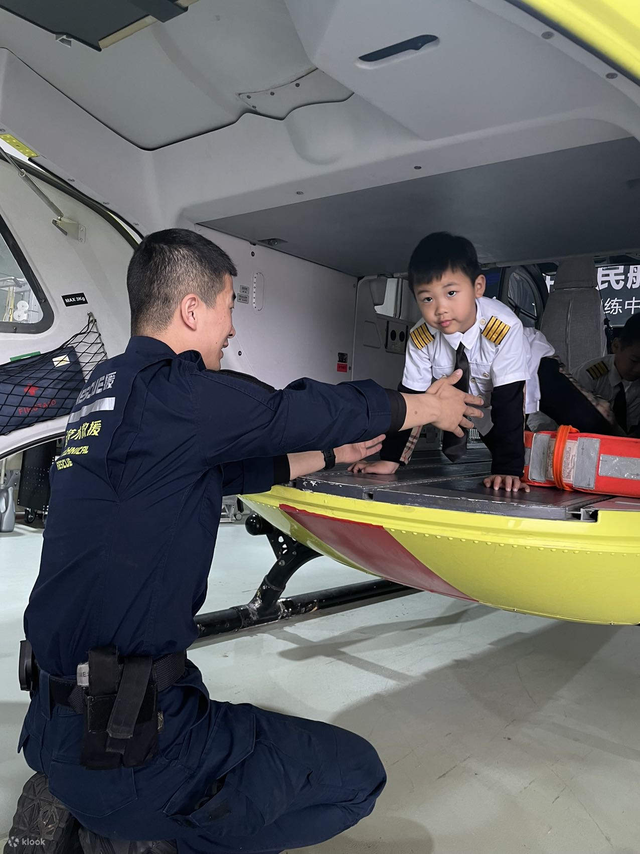 Tour Trải Nghiệm Phi Công Nhí - Klook Việt Nam